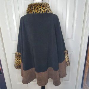 Parkhurst | Jackets & Coats | Parkhurst Mosiac Cape Faux Fur Leopard ...